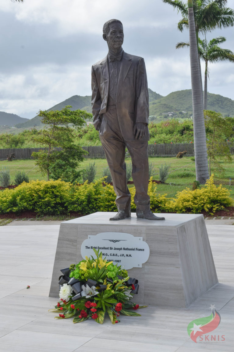 STATUES OF NATIONAL HEROES—ARCHITECTS OF A NATION ON THE MOVE, UNVEILED ...