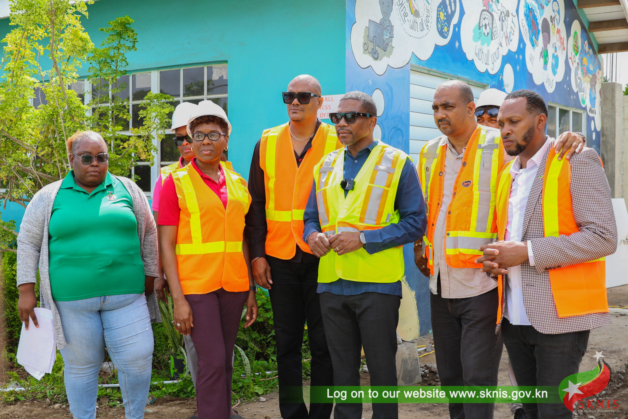 PRIME MINISTER DREW AND DEPUTY PRIME MINISTER HANLEY TOUR ...